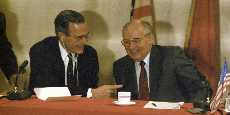 End of the Cold War | Meaning & Concept [Explained]